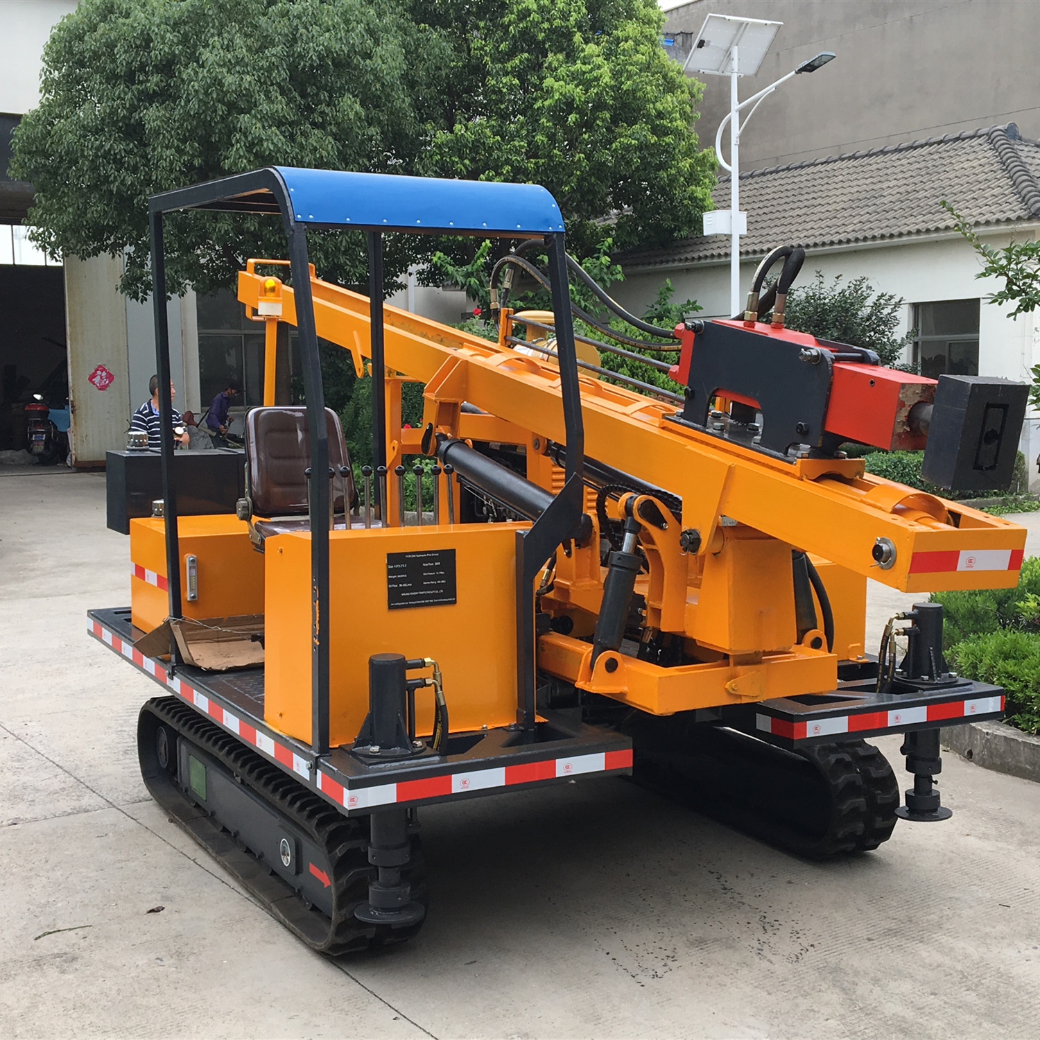 Solar Pile Driver Highway Guardrail Supplier RoadSky