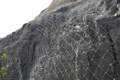 Rockfall Netting: Slope Stabilization Solutions - RoadSky